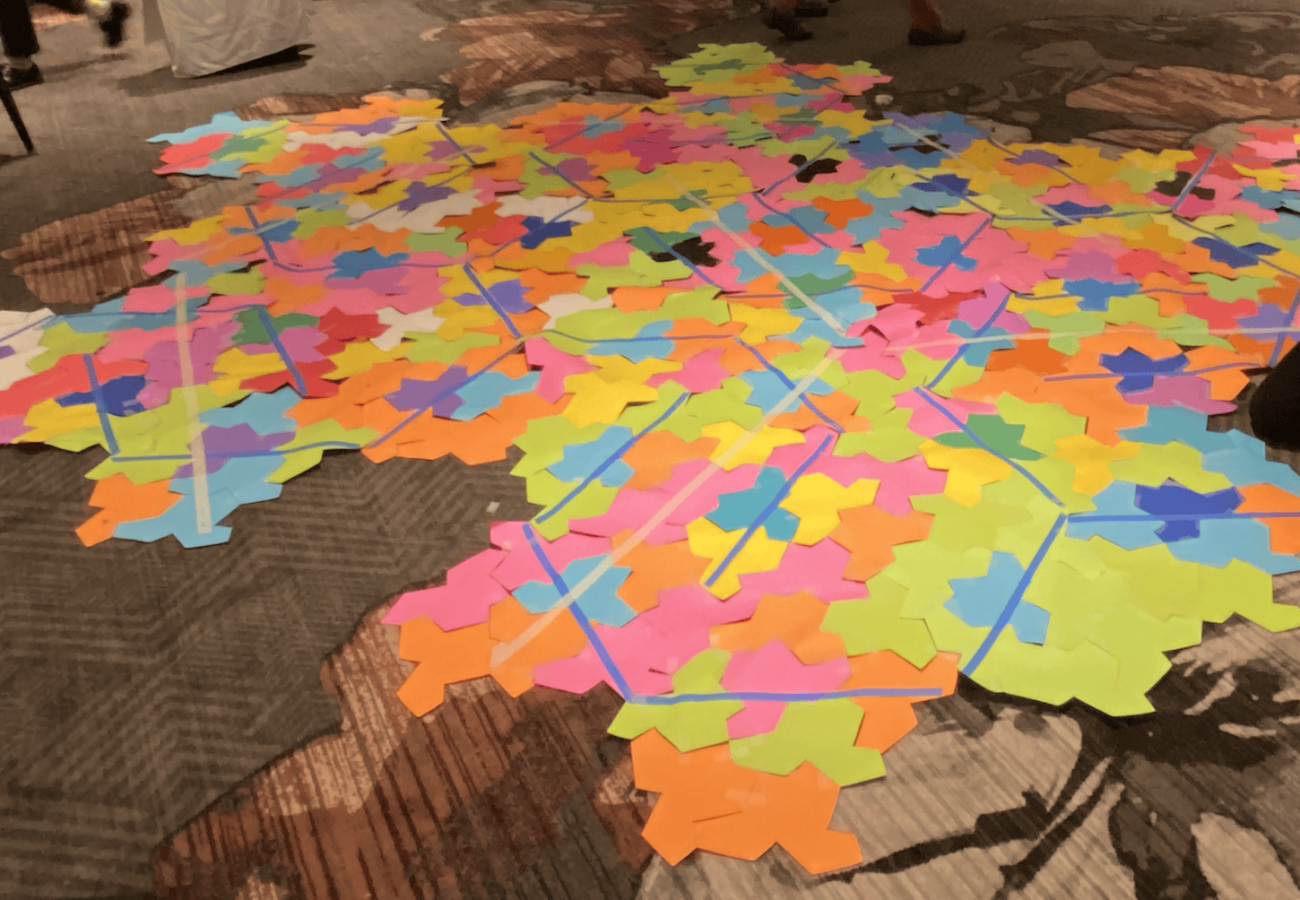 Large Hat Tiling – Gathering 4 Gardner